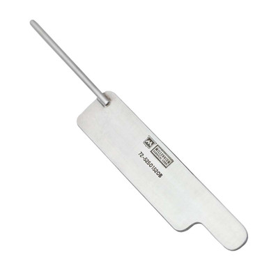 One Notched Right Retractor Blade | 72-52501520B - Millennium Surgical