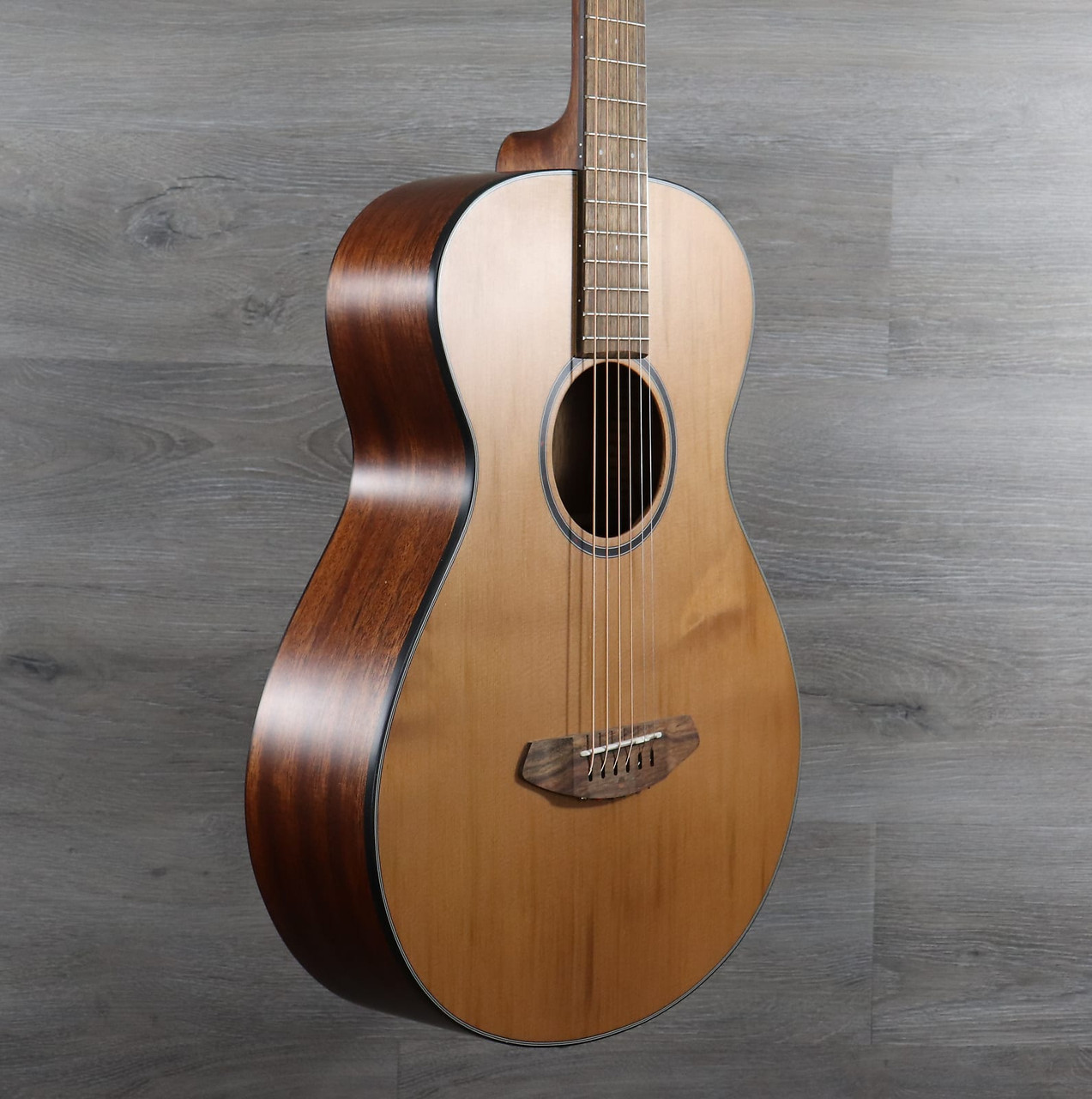 Breedlove Discovery S Concertina Western Red Cedar - K&S Music Center LLC