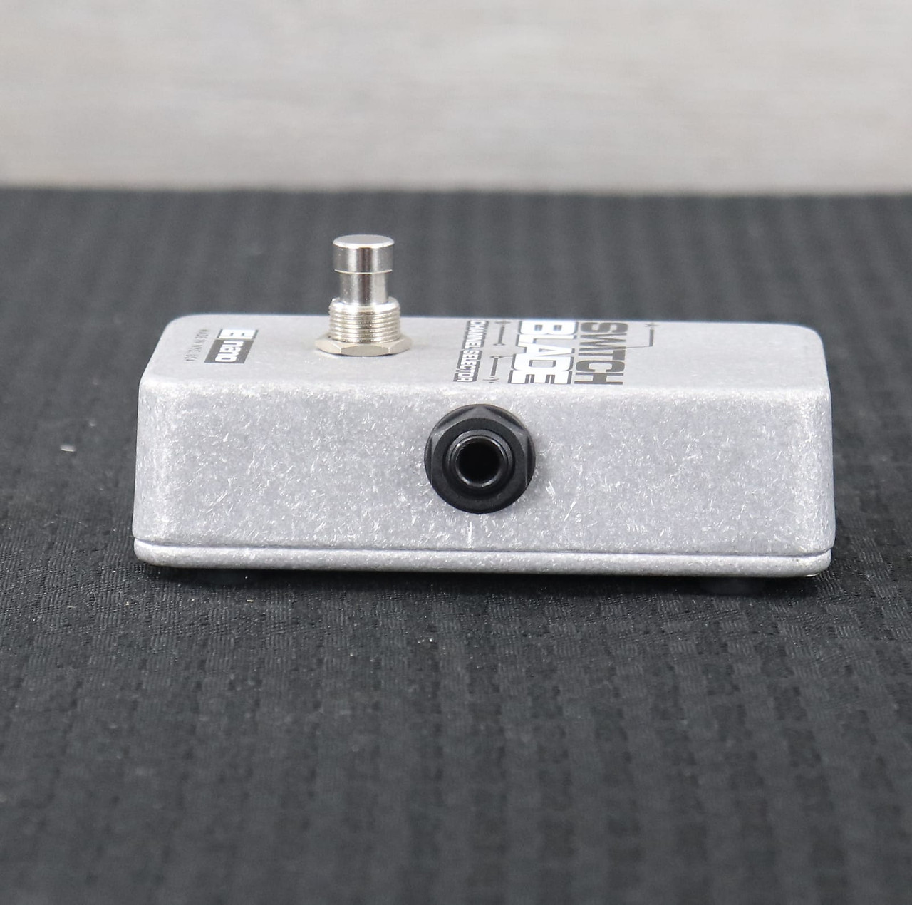 Electro-Harmonix Switchblade Nano Passive Channel Selector Gray - K&S ...
