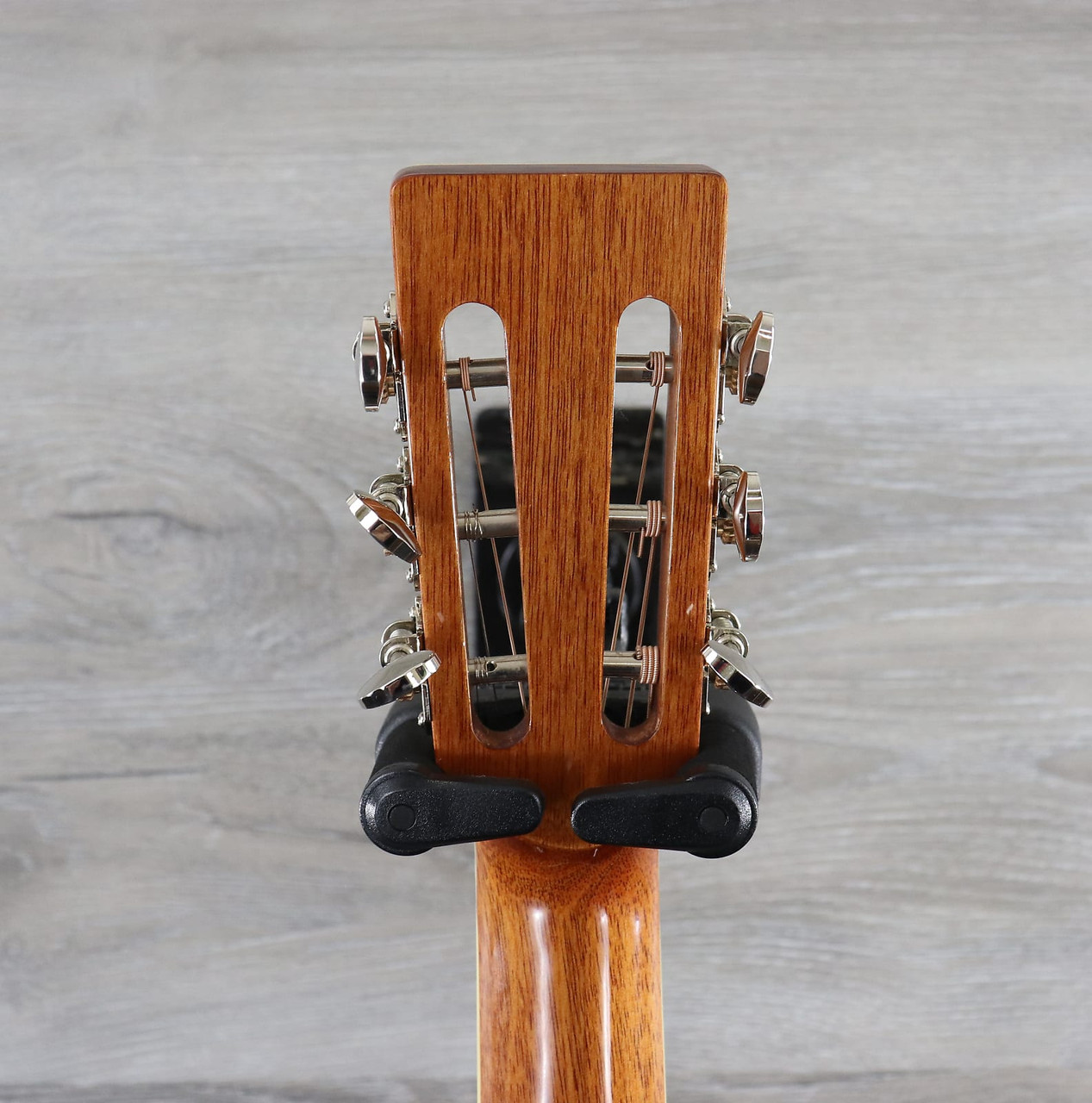 Crafter TR-060/VLS-V Slot-headed Southern Jumbo guitar with Hardcase ...