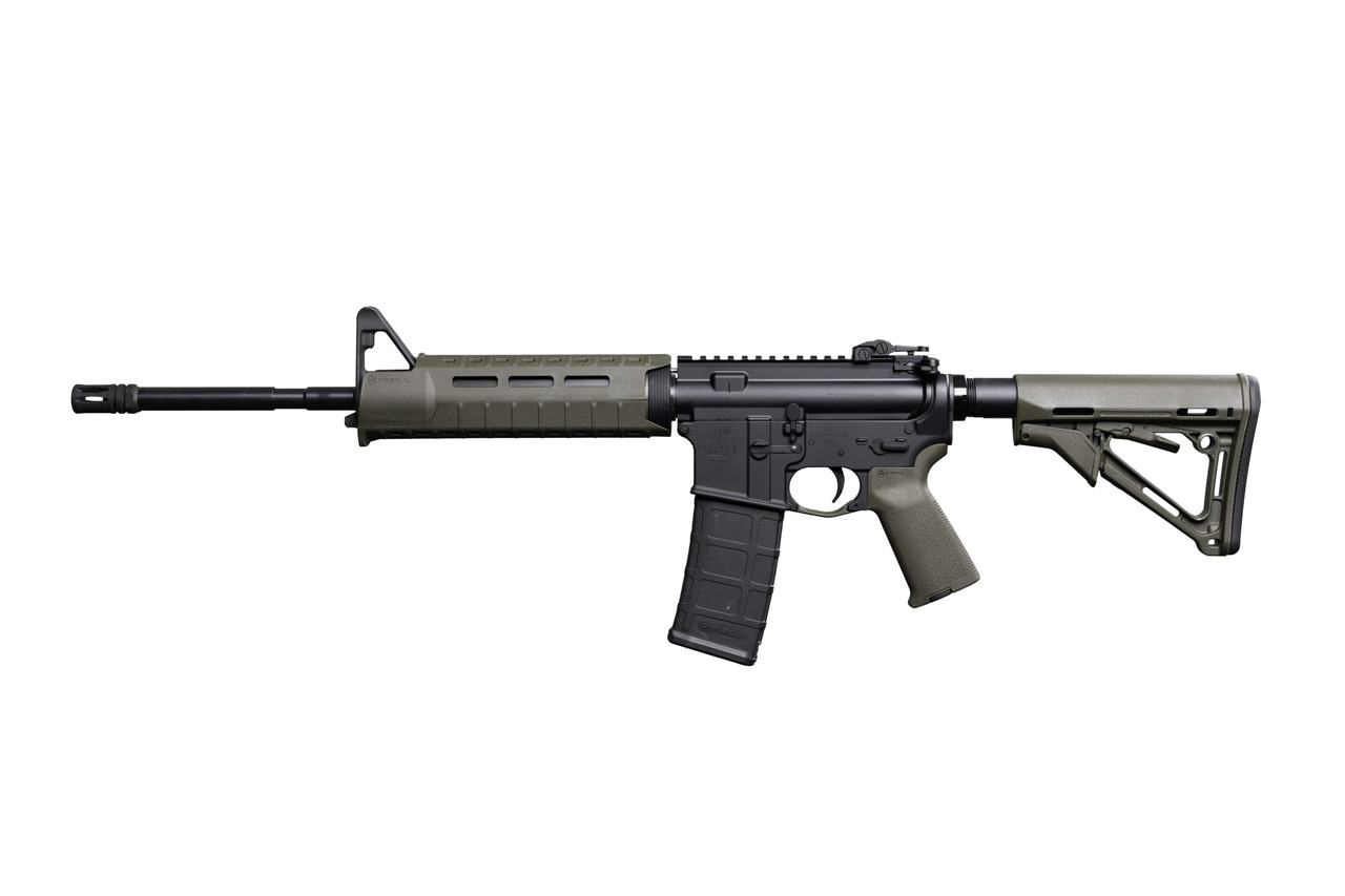 Bushmaster® M4 PATROLMAN'S™ MOE® Flat Top with Flip-Up Sight