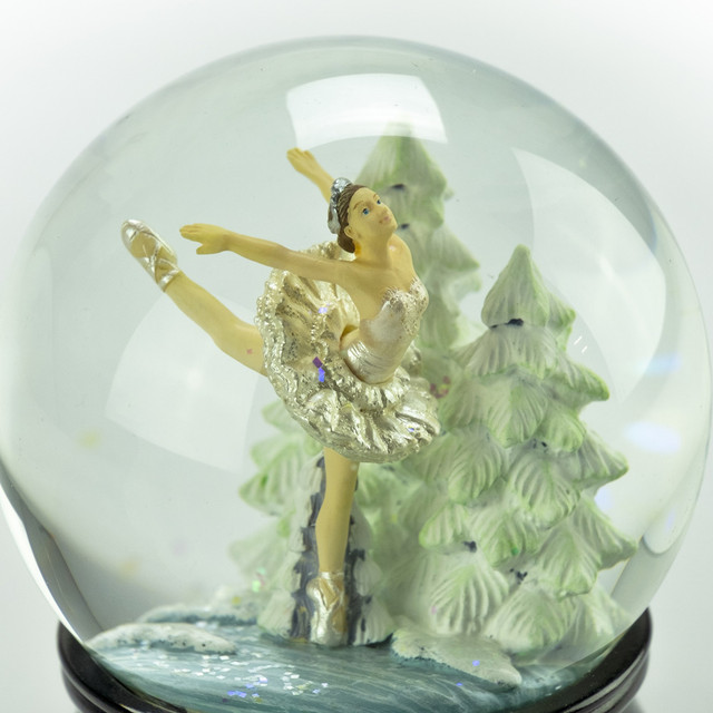 Musical Snow Globes | Explore Collection | Music Box Attic