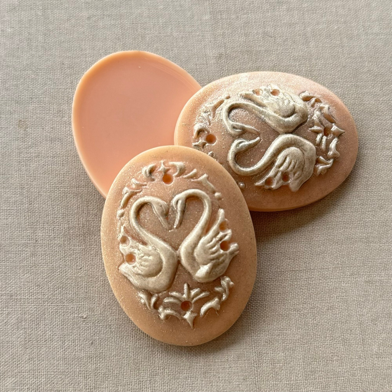 40x30mm Sweet Swans Cameo Mercury Coral Resin Acrylic Cabochon Hand ...