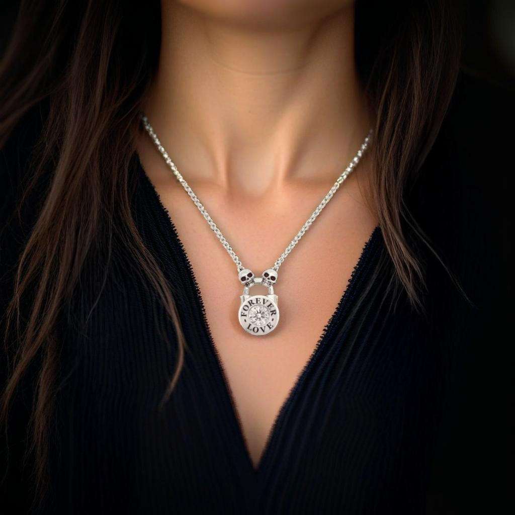 Skull Lock Necklace - Forever Love - Controse