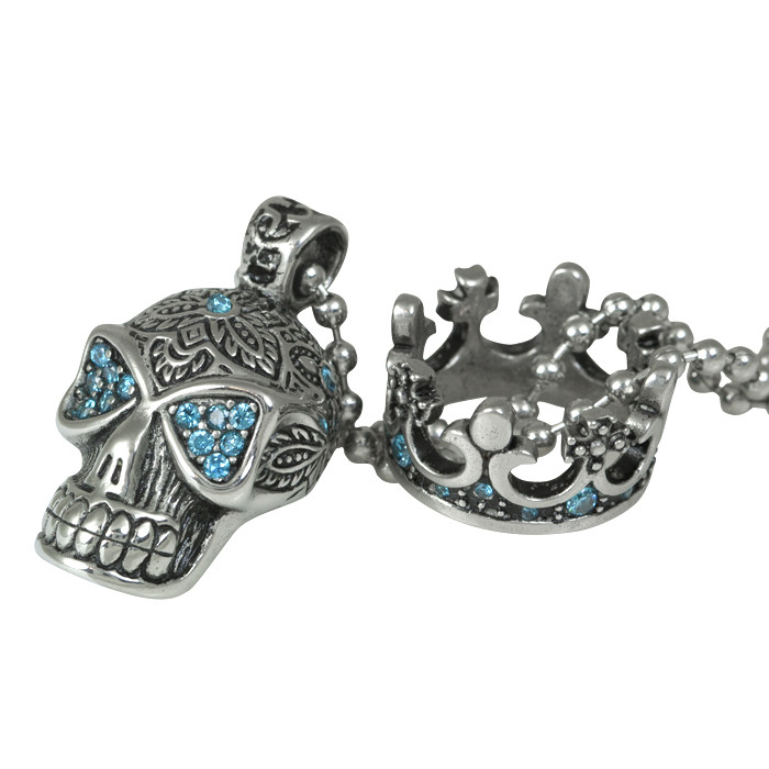 Blue Fire Skull with Crown Necklace - Controse