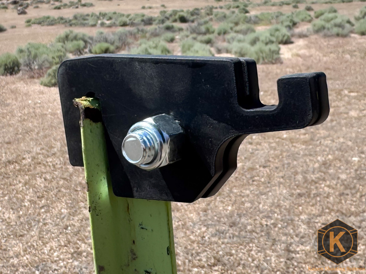 T-post target hanger