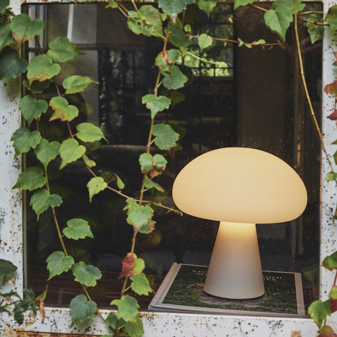 Obello Table Lamp | Gubi
