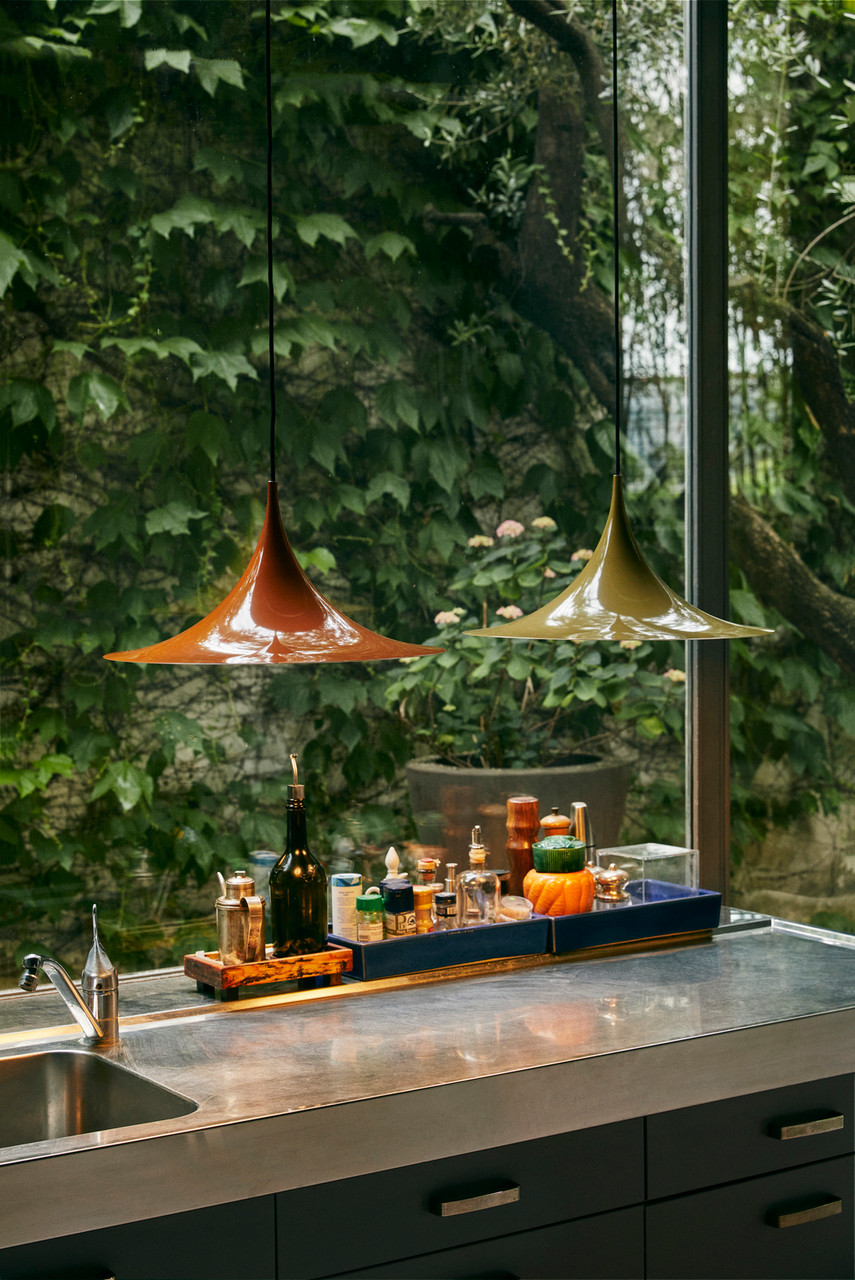 GUBI /// SEMI PENDANT GLOSSY - Luumo Design