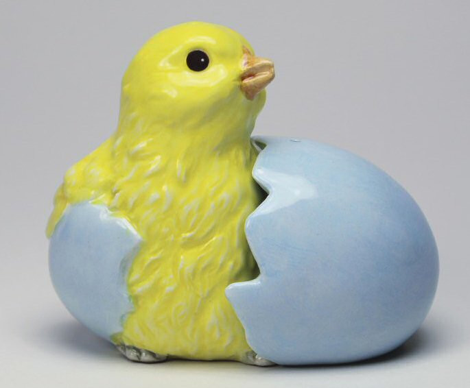 Magnetic Chick in Egg Shell Porcelain Salt and Pepper Shakers, Set of 4 ...