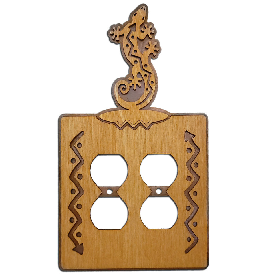 S Shaped Gecko Lizard Single Outlet Cover | Rustic Metal & Wood Plate