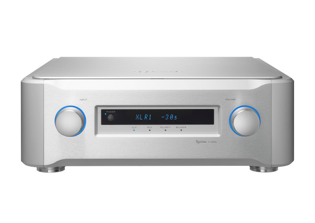 ESOTERIC audio streamers, SACD players, D/A converters, amplifiers