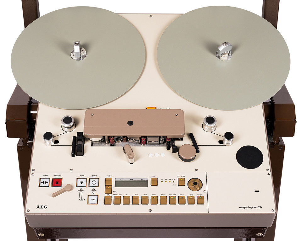 SOLD - Very rare Telefunken Magnetophon M20 VU - Sepea Audio
