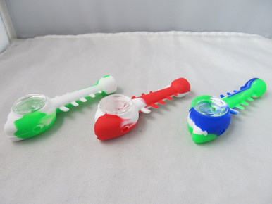 4.5" Skeleton Fish Shape Silicone Hand Pipe | AAA Glass Pipes