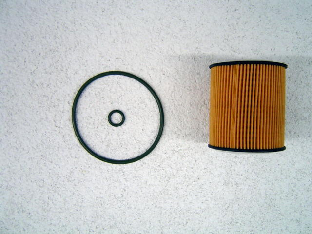 Mazda 3,CX-7,Mazda 6, Mazda 5 Oil Filter (4cyl )