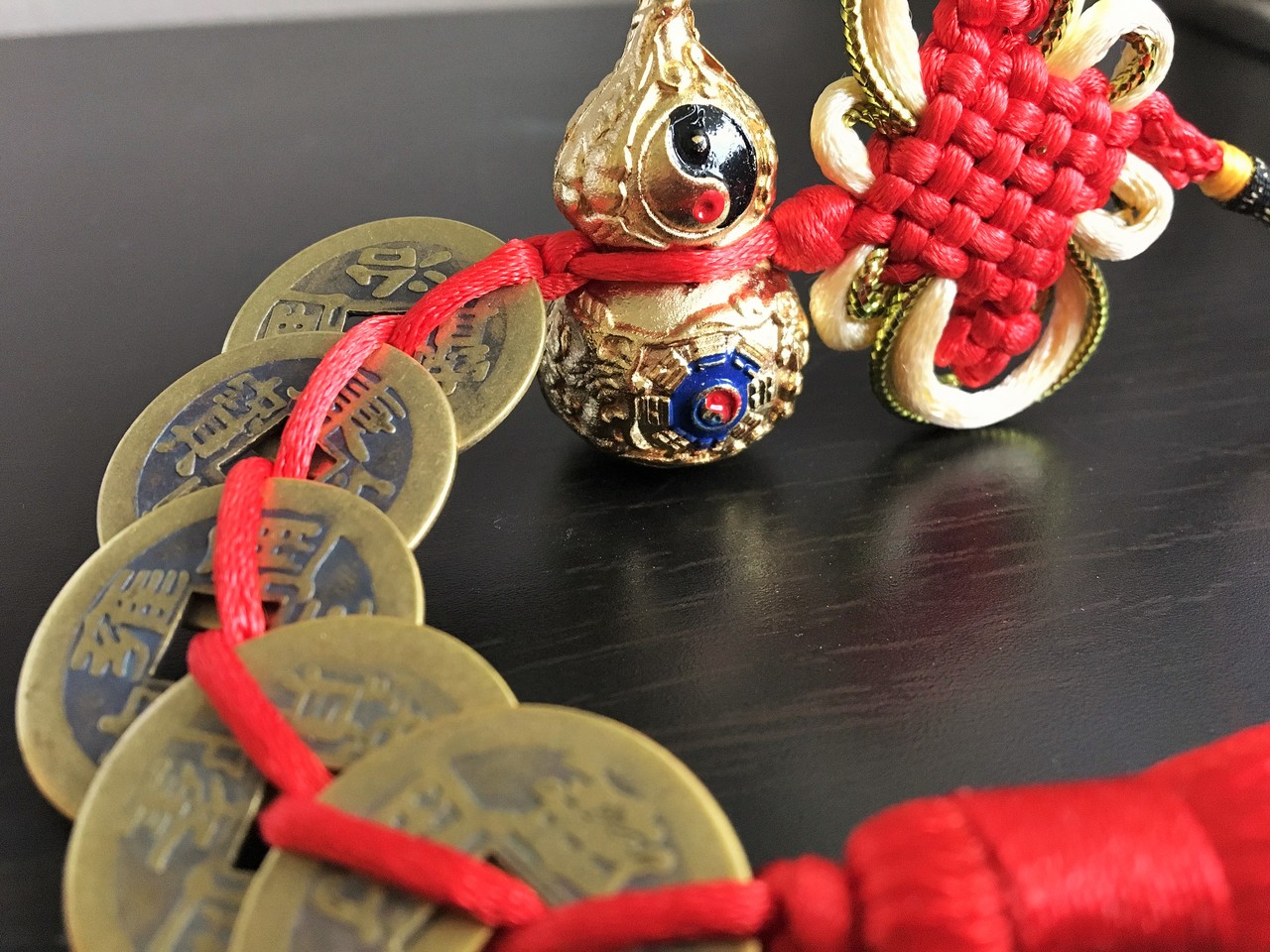 Wu Lou Charm for Good Health and Protection