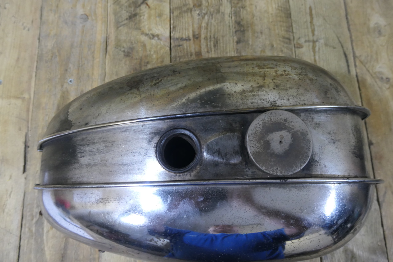 Buy BSA B40/Late C15 Used Fuel Tank OEM, NOS and Used Parts