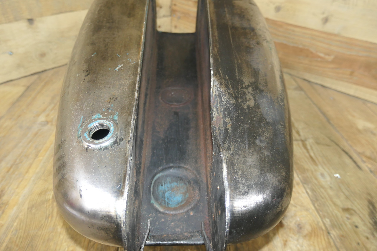 Buy BSA B40/Late C15 Used Fuel Tank OEM, NOS and Used Parts