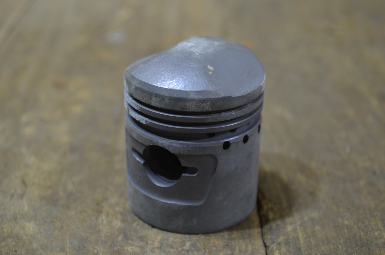 Honda CB92 Benly, Piston 0,25, Genuine NOS available at Moto-Classic ...