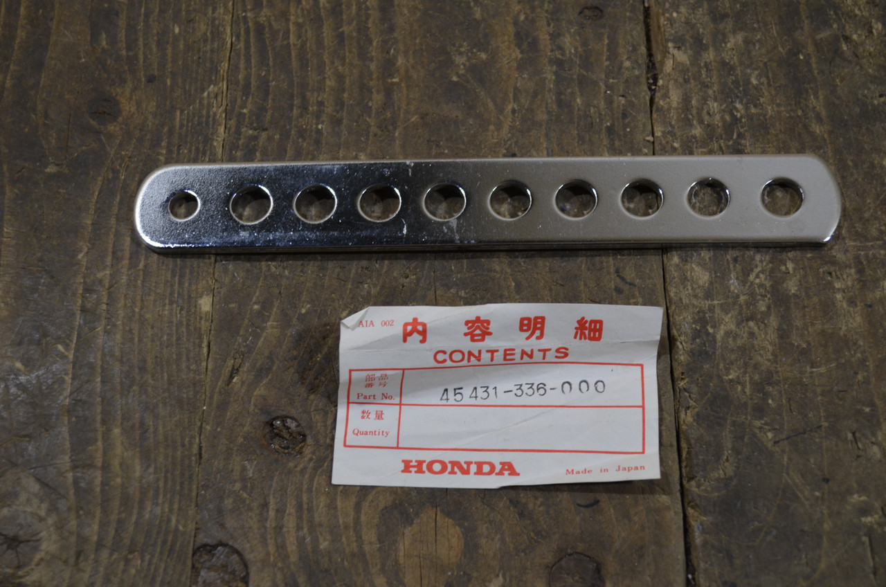 Honda CB125K5 Front Brake Arm , also fits , CB175 K3,K6, NOS