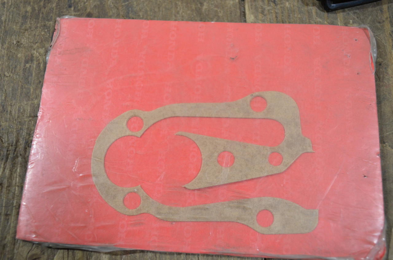 Honda C72, C77, C78, Oil Pump Gasket, NOS, 15196-259-000 - Moto-Classic