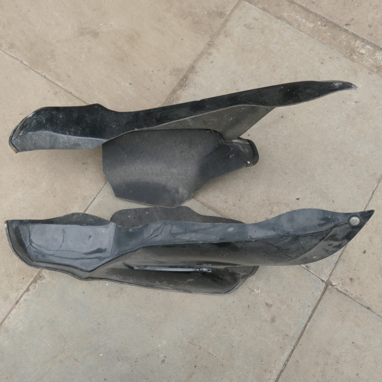 Black Leg Shields, Looks like Ariel Leader????? Pair.