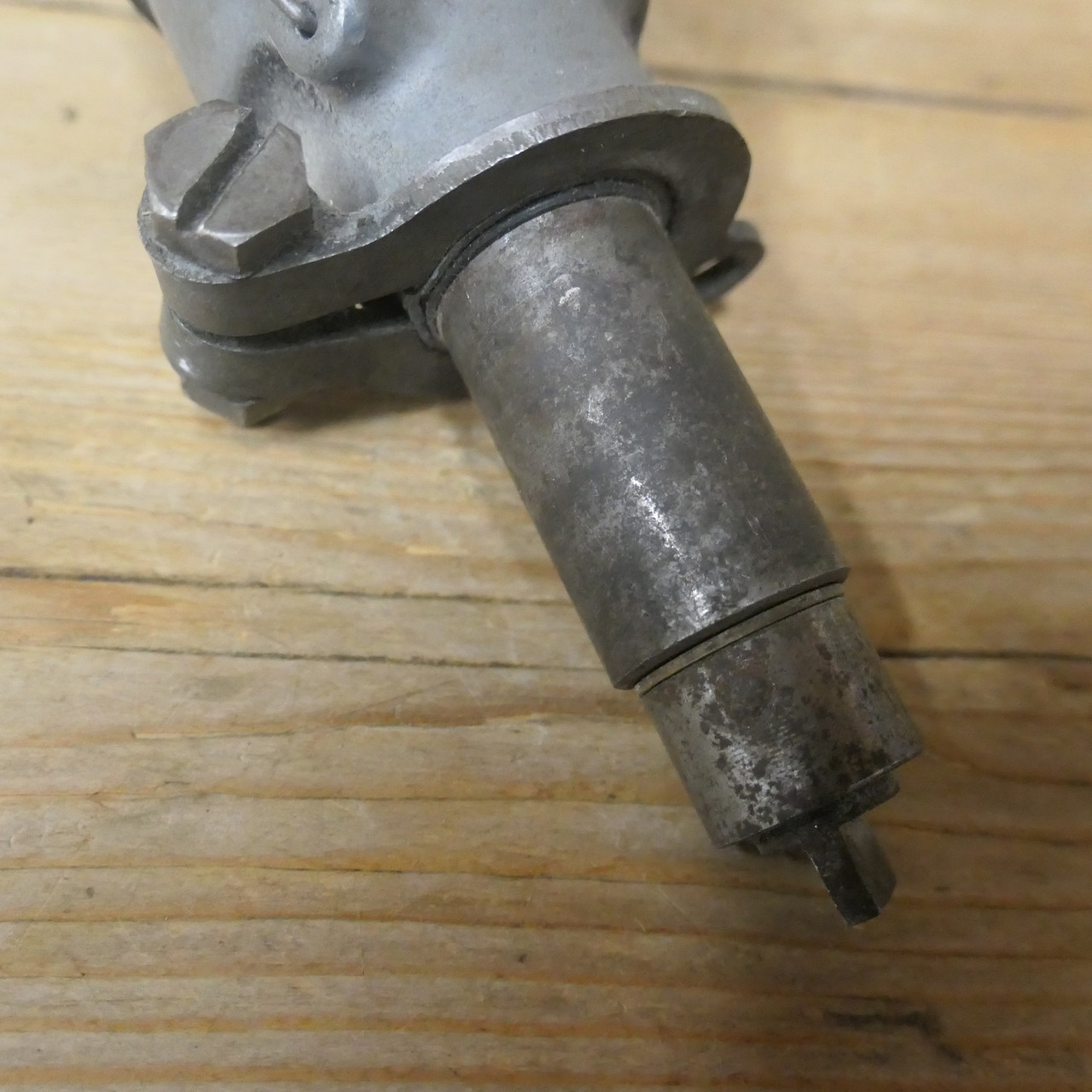 BSA C15/B40/SS90, Triumph Tiger Cub Lucas Distributor. Lucas 15D1.