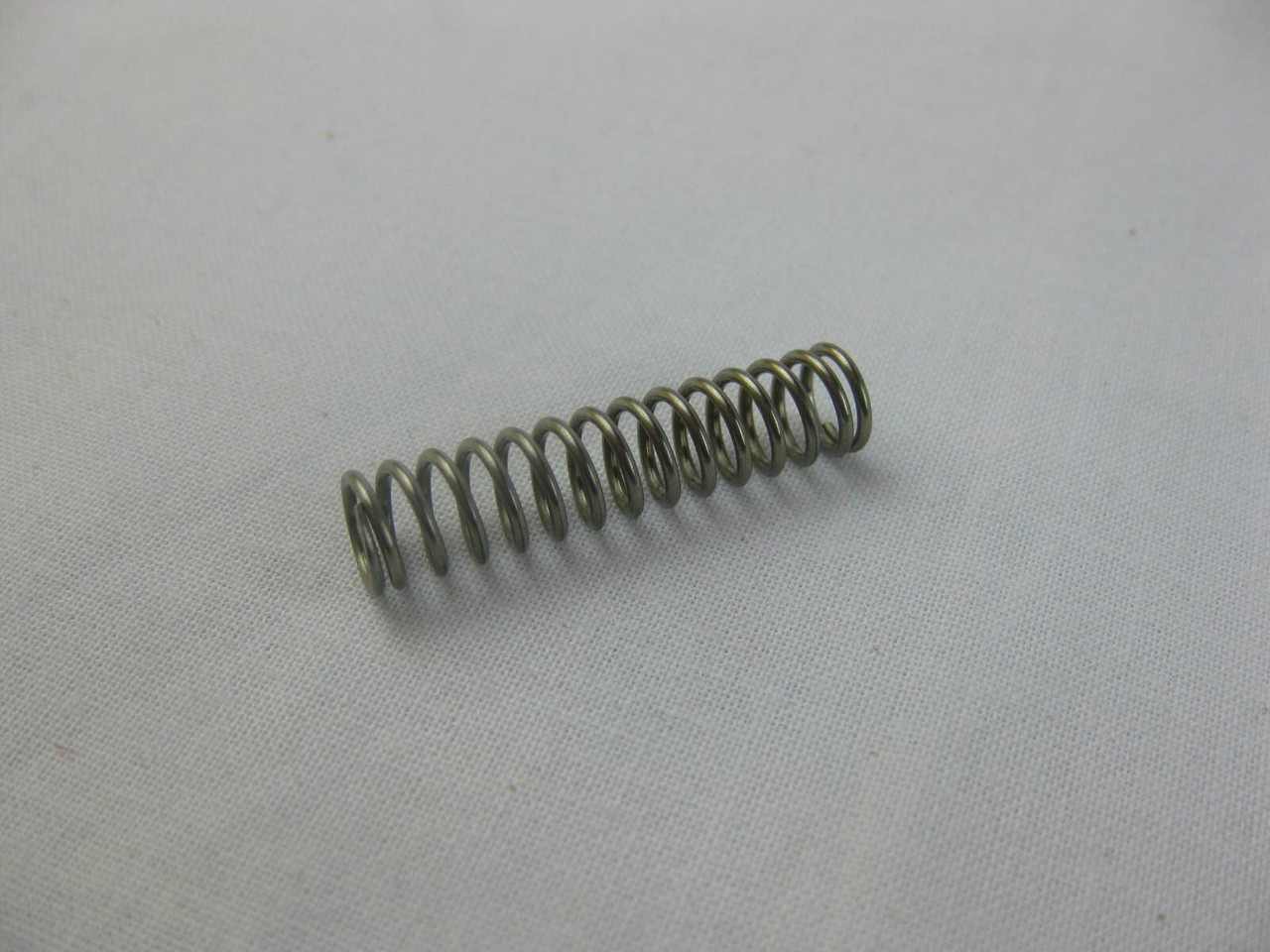 Titan 295575 Needle Spring for Maxum Guns - Spraywell