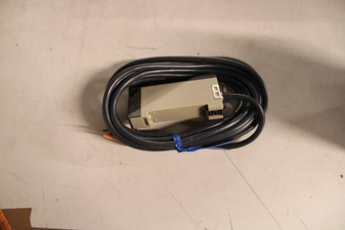 Omron E3X-A21 Proximity and Photoelectric Switches EA