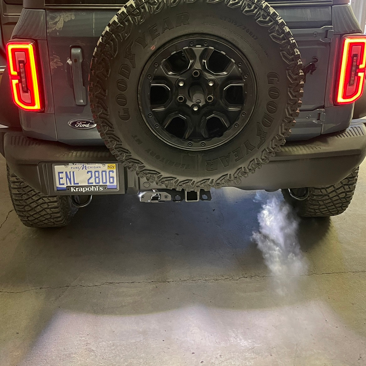 Bronco Reverse/Dust Light Bracket