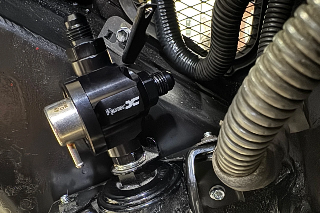 2GR-FE Fuel Pressure Regulator Adapter
