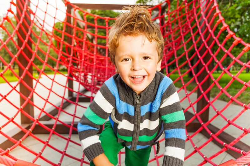 How to Make Climbing Net for Playground: DIY Climbing Net Guide ...