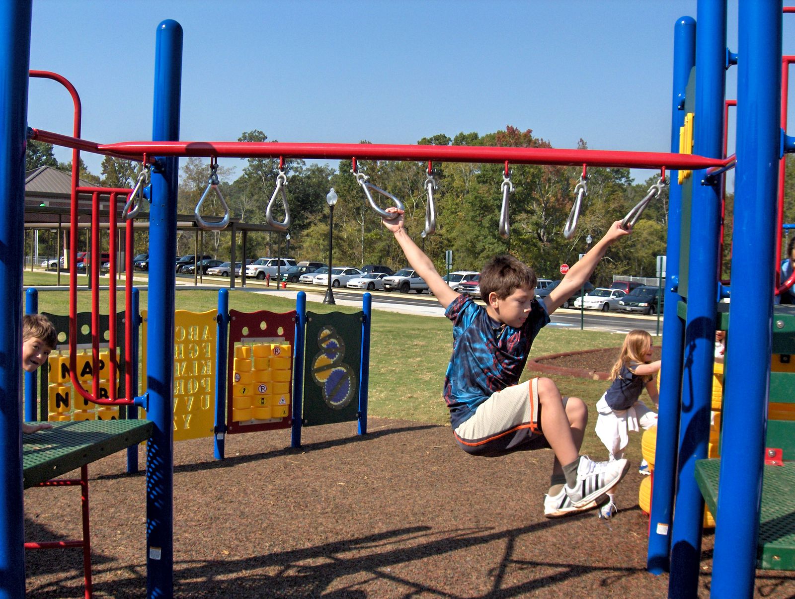 How to Add Monkey Bars to Playset: Monkey Bar Spacing, Attachment ...
