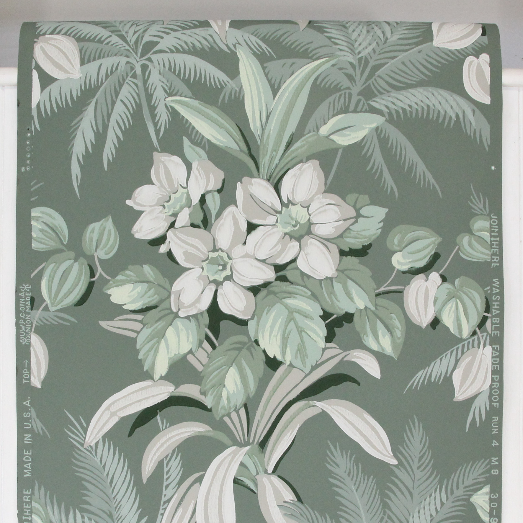 1940s Vintage Wallpaper White Tropical Flowers on Green - Rosie's ...