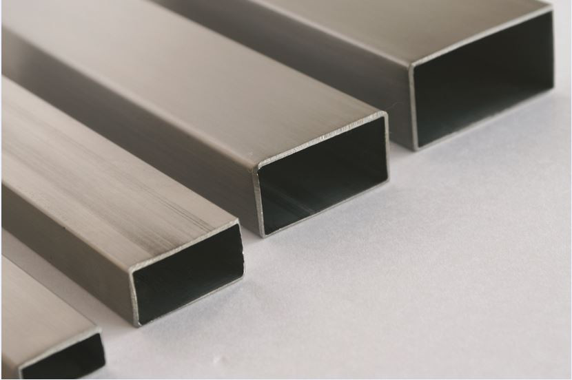 CAÑO RECTANGULAR 15X10X1.5 ASTMA554 304/304L