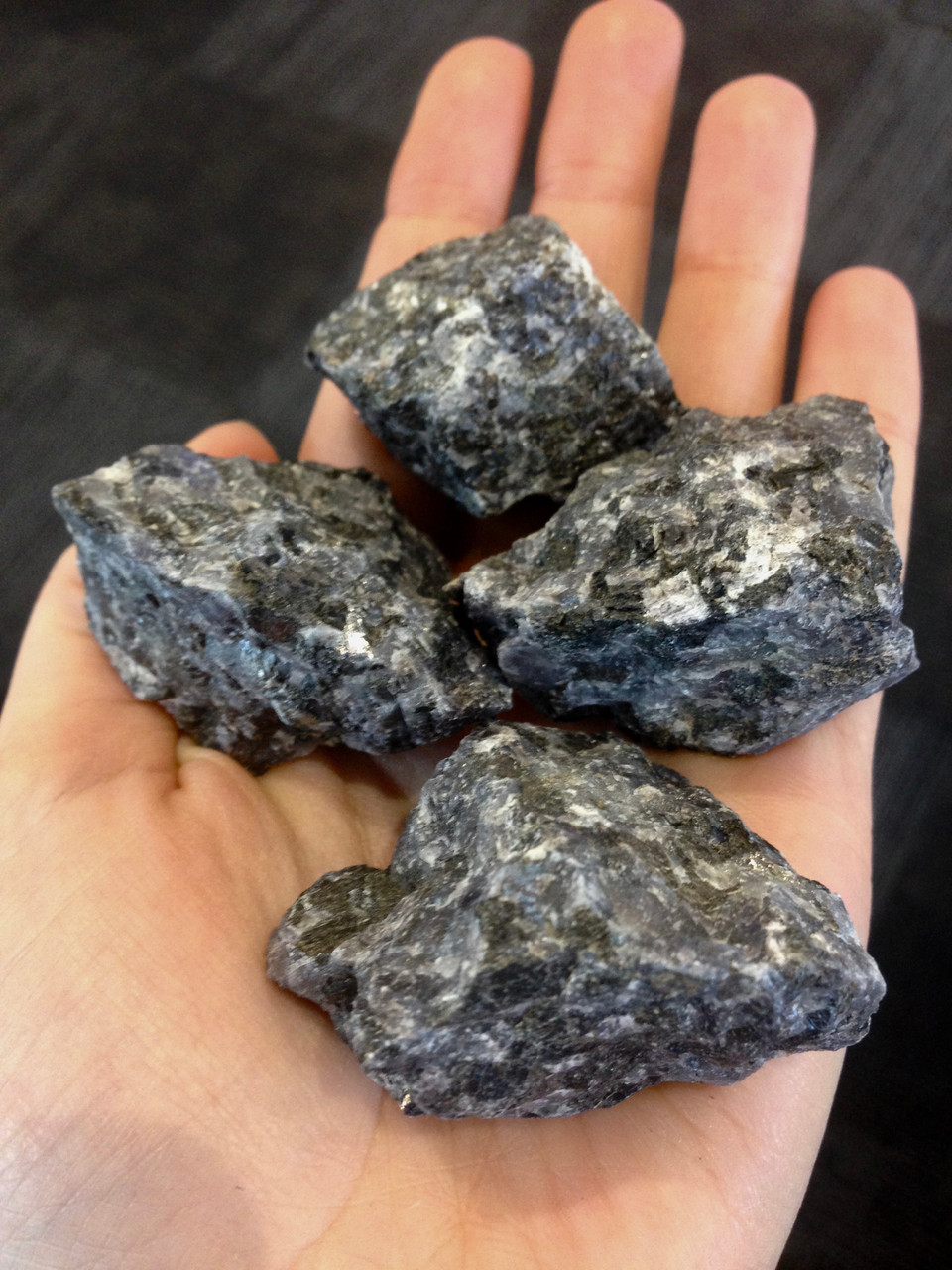 Gabbro Indigo Raw - Earth Child Provisions