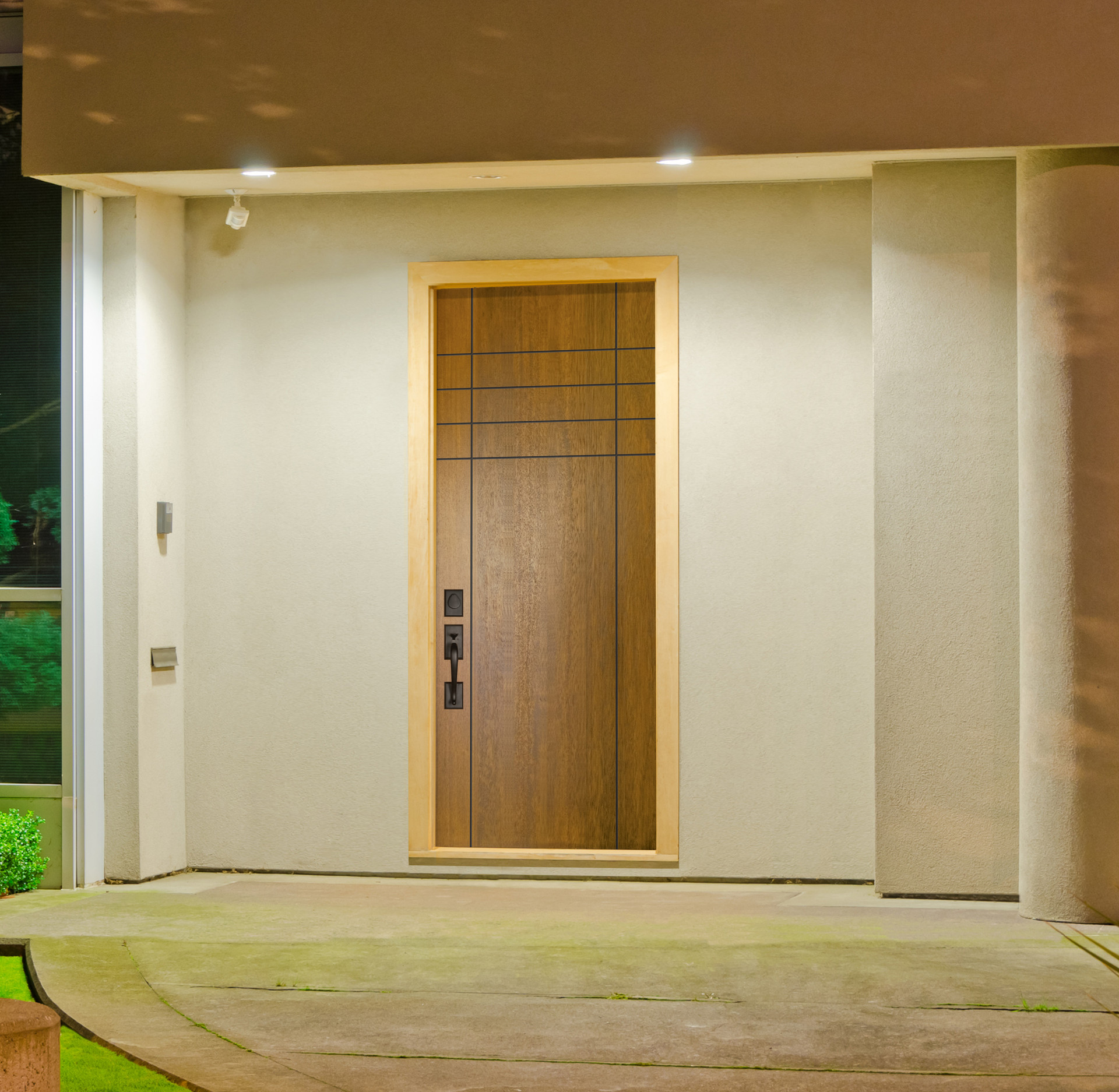 Fleetwood Mahogany Contemporary Door | Knockety Front Doors