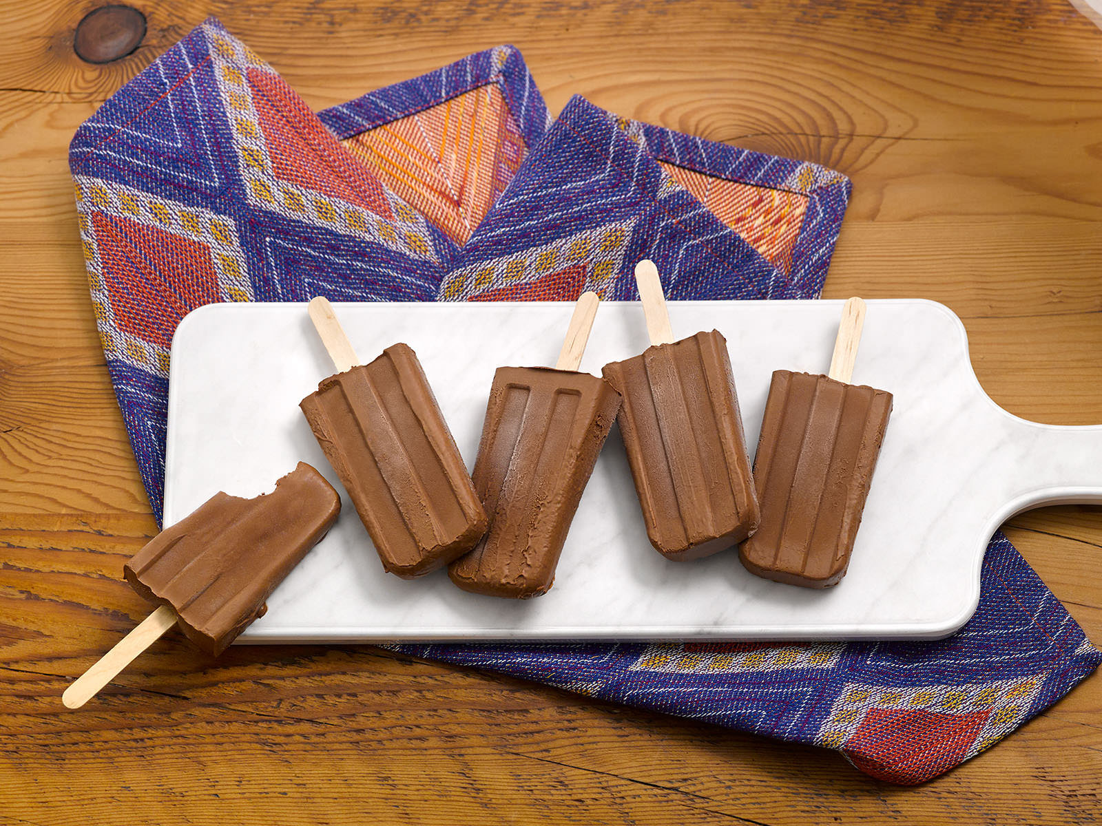 Fudge Pops Recipe: How to Make Chocolate Popsicles