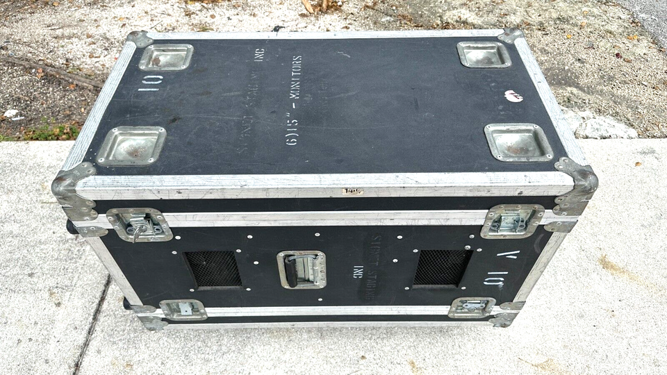 Calzone Cases 15" 6 Slot Monitor Case On Wheels -5001 (One) - True ...