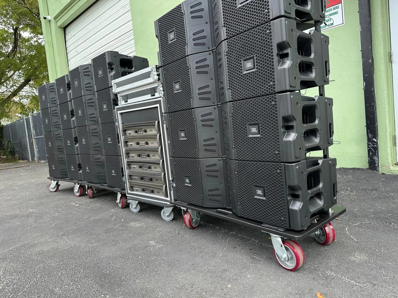(12) JBL VTX-V20 LINE ARRAY W/ TRANSPORTCART AND CROWN AMPS - True ...