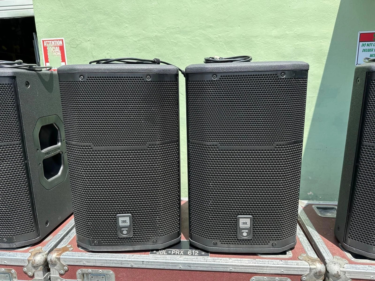 JBL PRX612M Powered Speakers in Wheeled Road Case (PAIR)THS - True ...