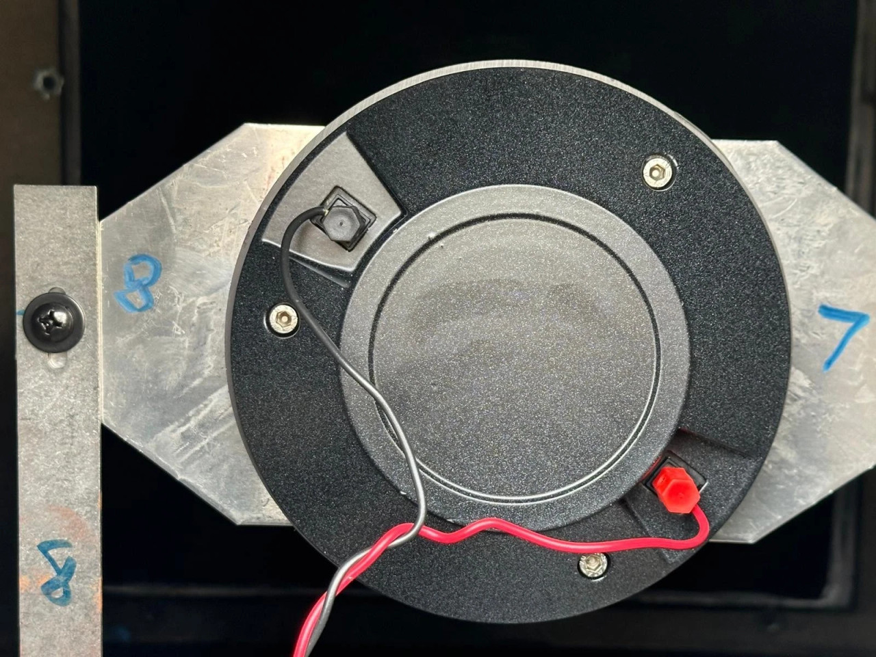 EAW MH-660IE Passive 2-Way MID/HIGH -arena (PAIR) - True Heart Sound