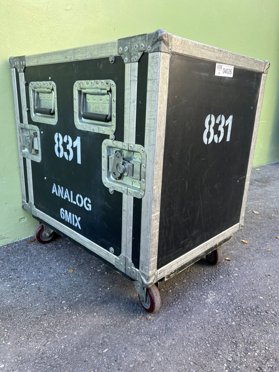 Justin Case 12 Space Non Shock Proof Amp Rack -04026 -04027 (One ...