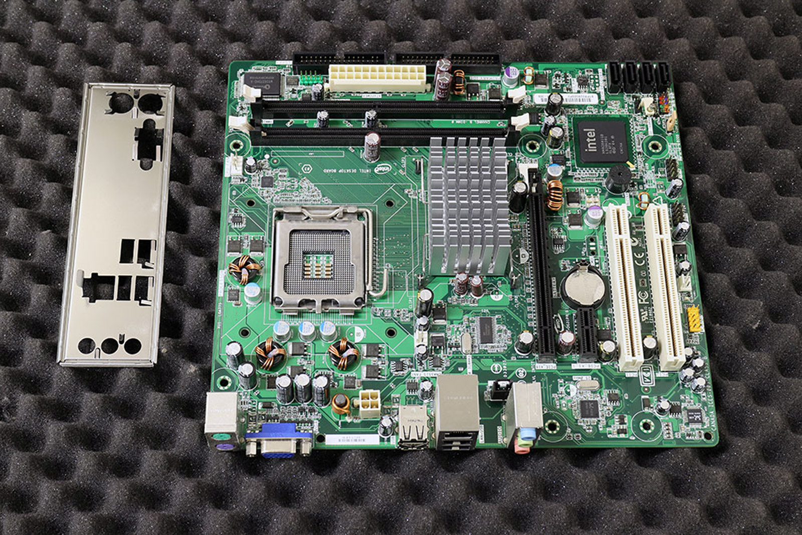 Intel Desktop Board DG31PR D97573-306 Motherboard Socket 775 System Board