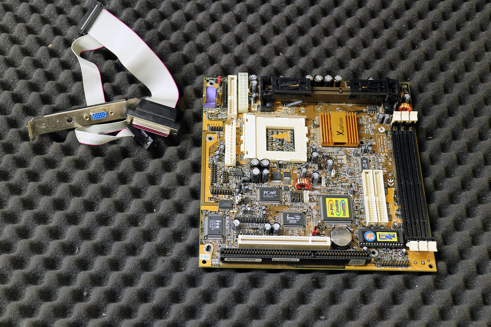 PC-Chips M748LMRT Motherboard Socket 370 System Board
