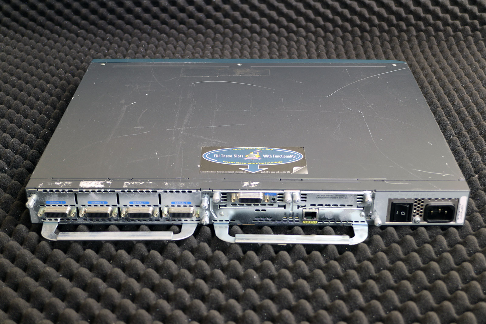 Cisco 3620 Router with Serial-4T 1FE-2W and WIC-1T Modules