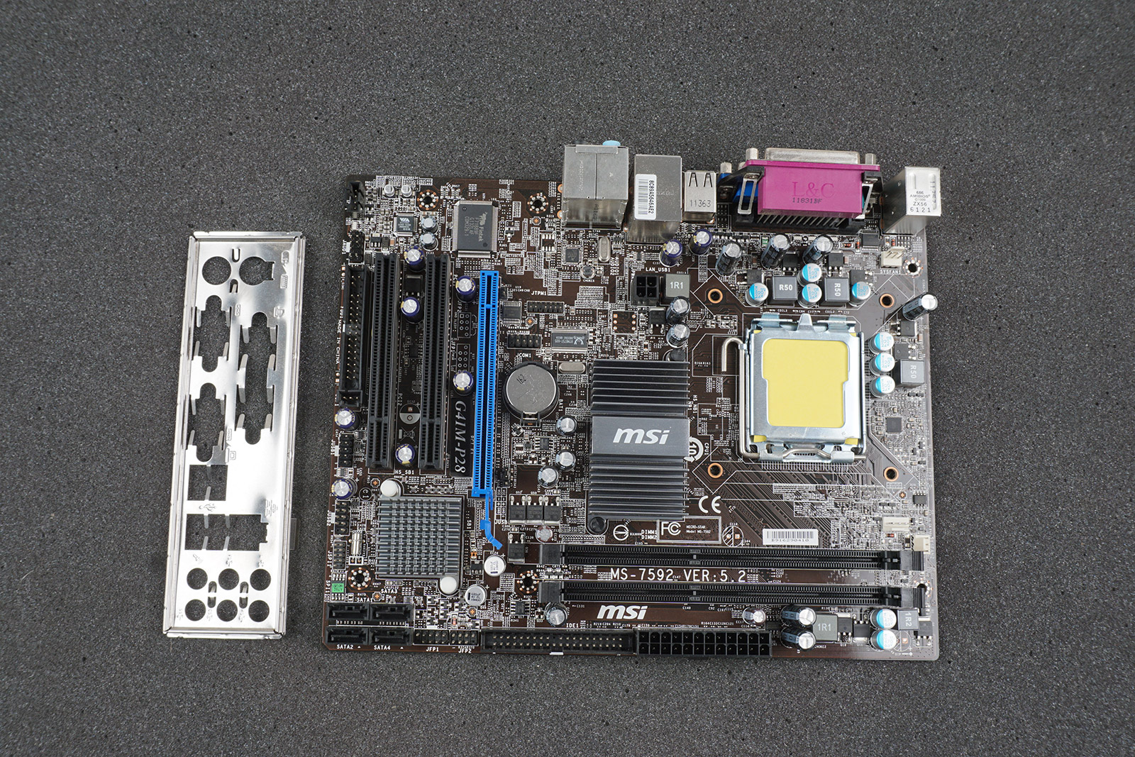 MSI Micro-Star G41M-P28 MS-7592 VER:5.2 Motherboard Socket 775 System Board