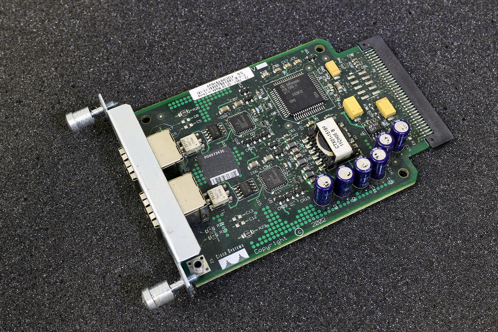 Cisco VIC2-2FXS 2-Port Voice Interface Card Module