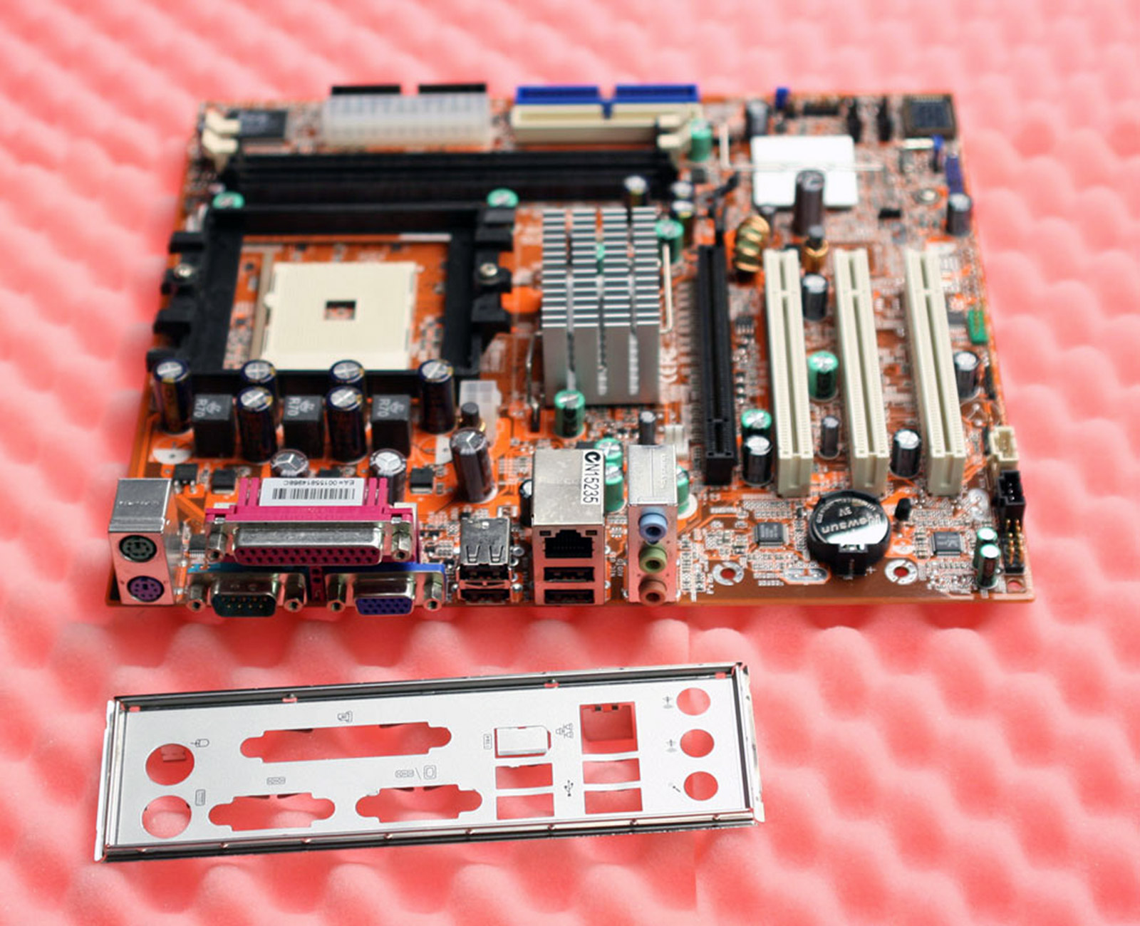 WinFast 6100K8MB Socket 754 Motherboard