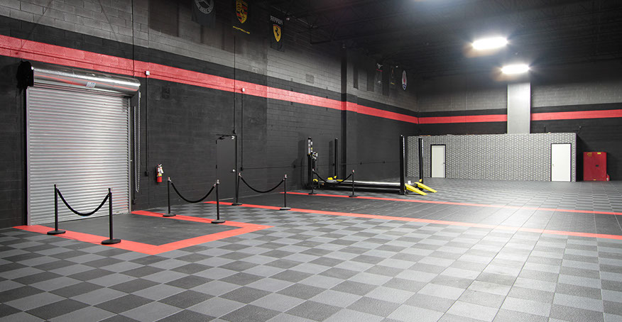 Using Interlocking Tiles for Commercial Floors - Armorpoxy Inc