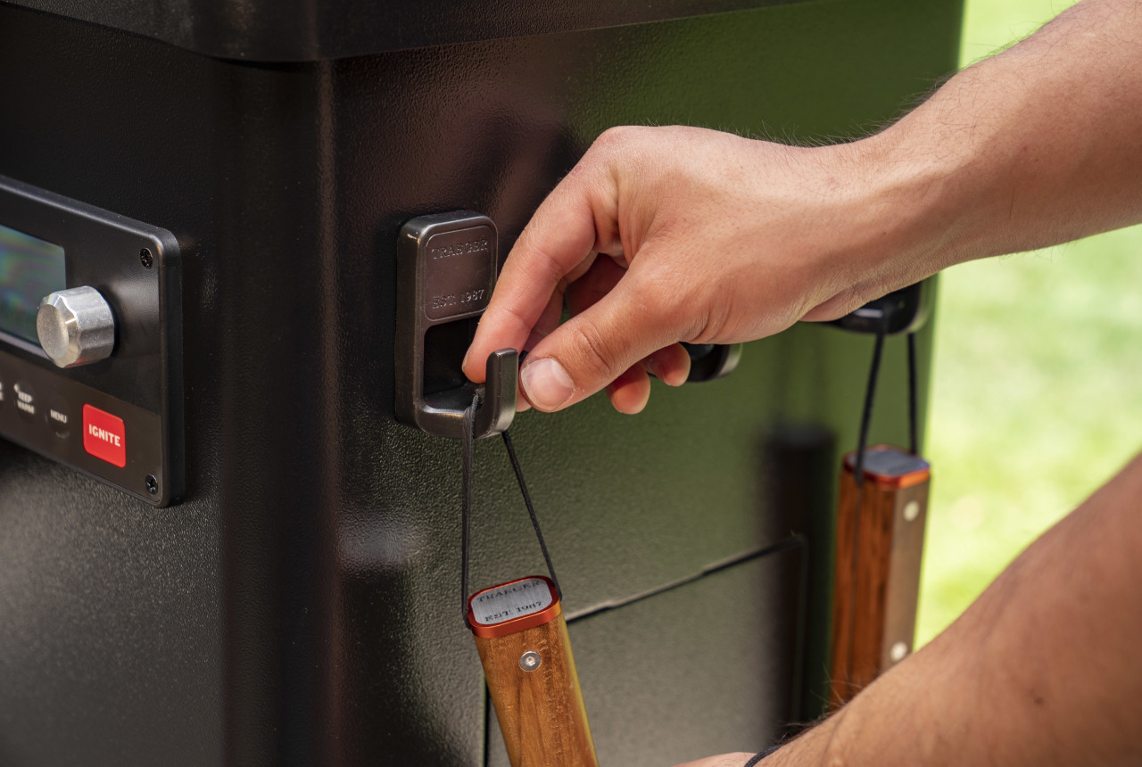 TRAEGER BAC536 3 PIECE MAGNETIC HOOK SET, GENUINE TRAEGER PELLET GRILLS ...